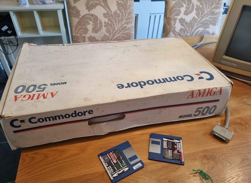 Amiga 500 and Monitor Renovation - RetroNerd